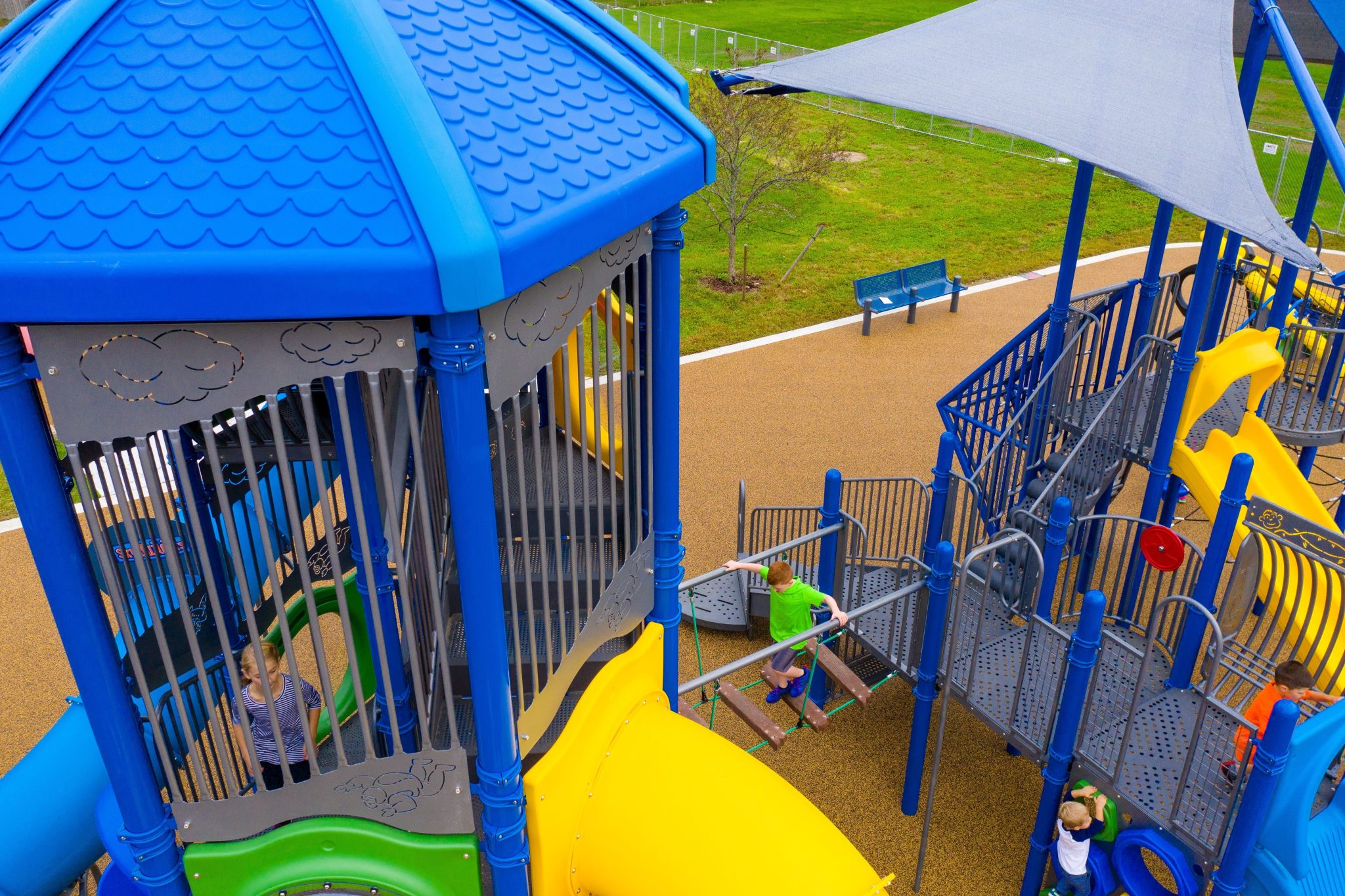 SkyBuilders® | Vertical Playgrounds for Small Spaces | LTC