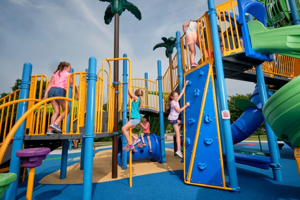 Climbers - Playground Climbing Structures | Little Tikes