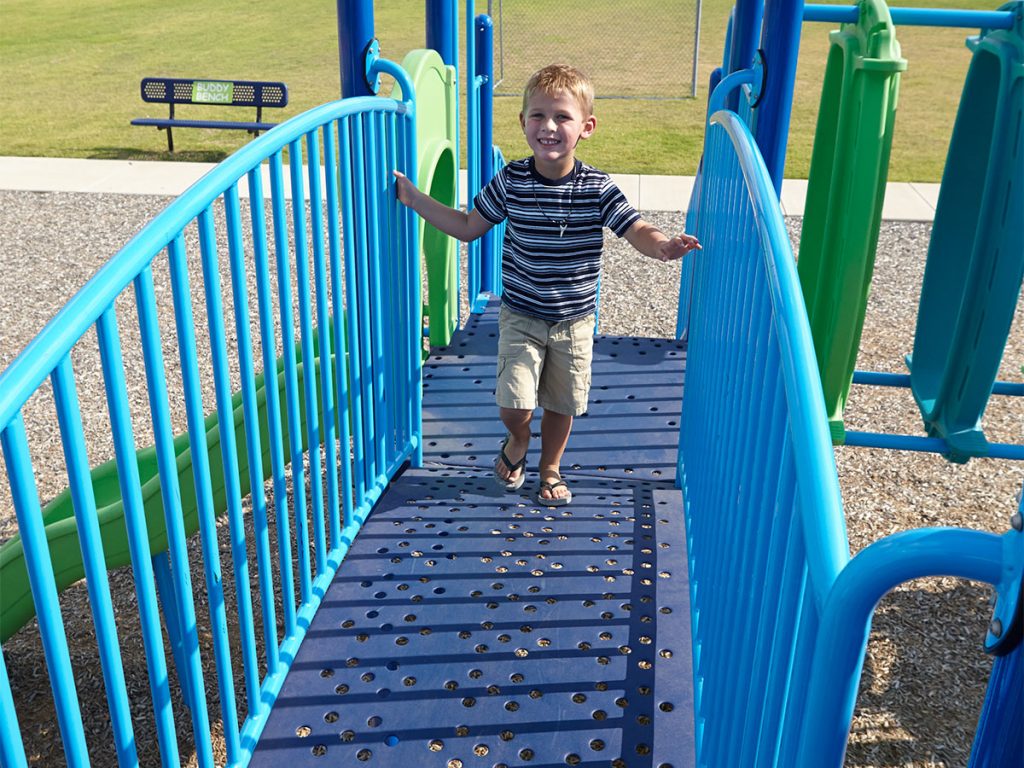 High-Quality Bridges for Playgrounds | Little Tikes Commercial