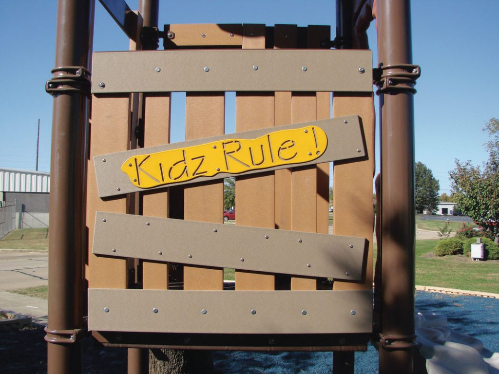 Recycled Treehouse Safety Panel | LTC